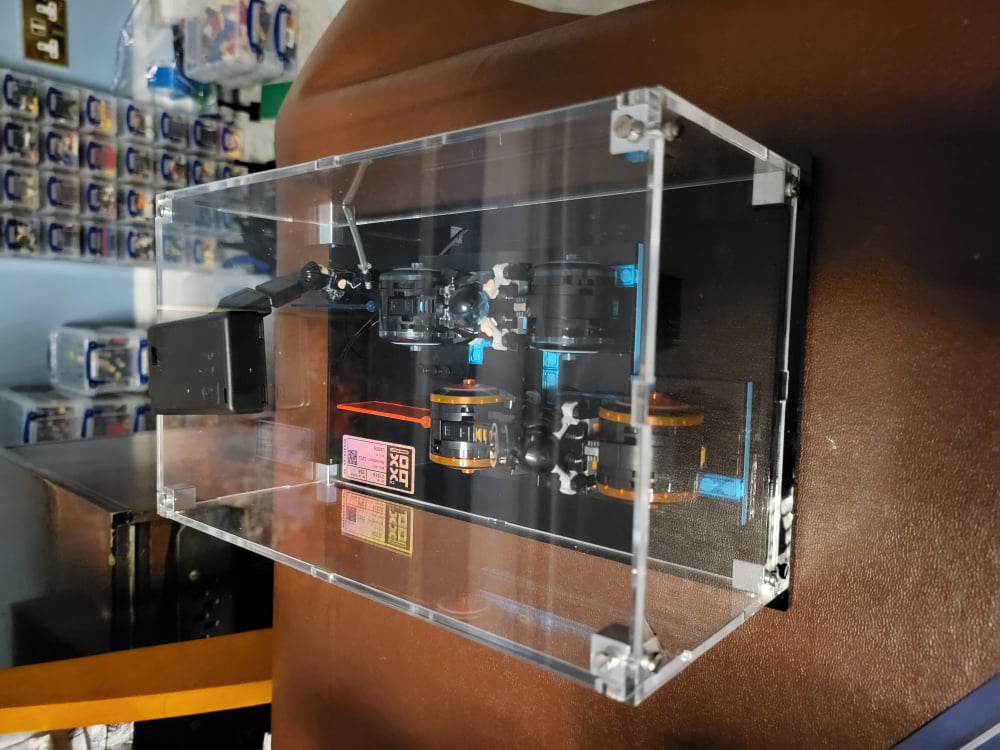 LEGO® Ideas Tron Legacy Display Case (21314)