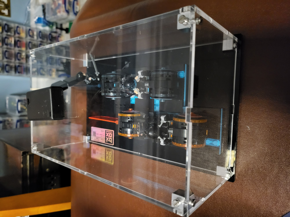 LEGO® Ideas Tron Legacy Display Case (21314)