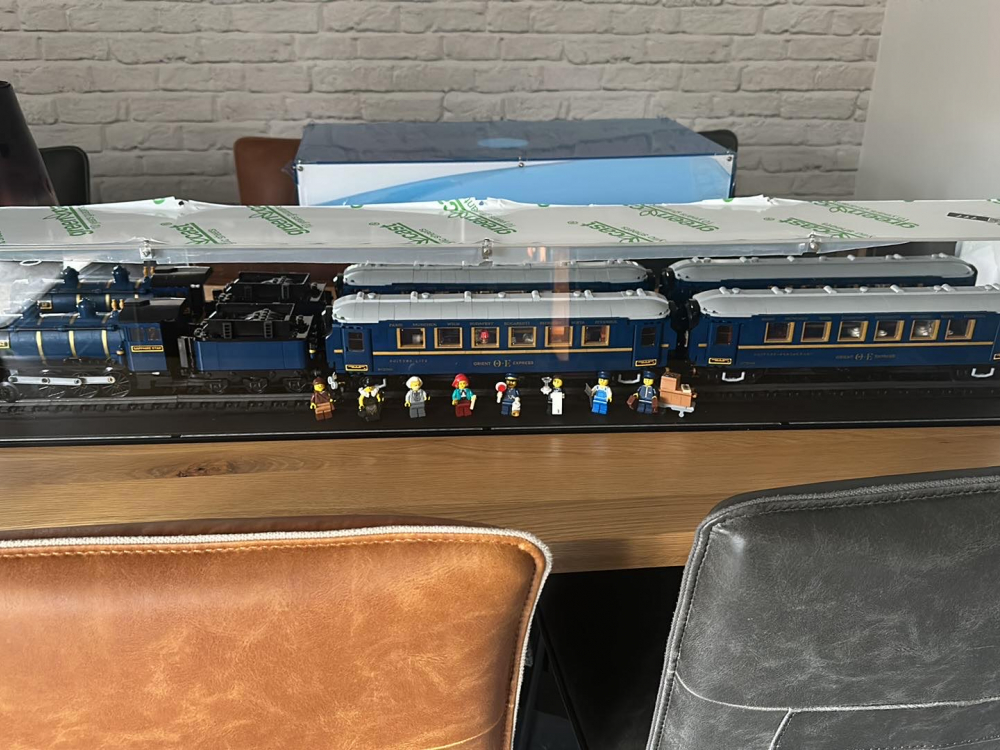 LEGO® The Orient Express Train (21344) Display Case