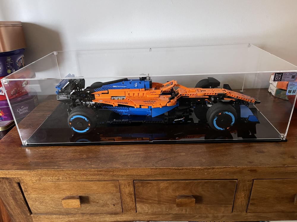 LEGO® McLaren Formula 1™ Race Car Display Case (42141)