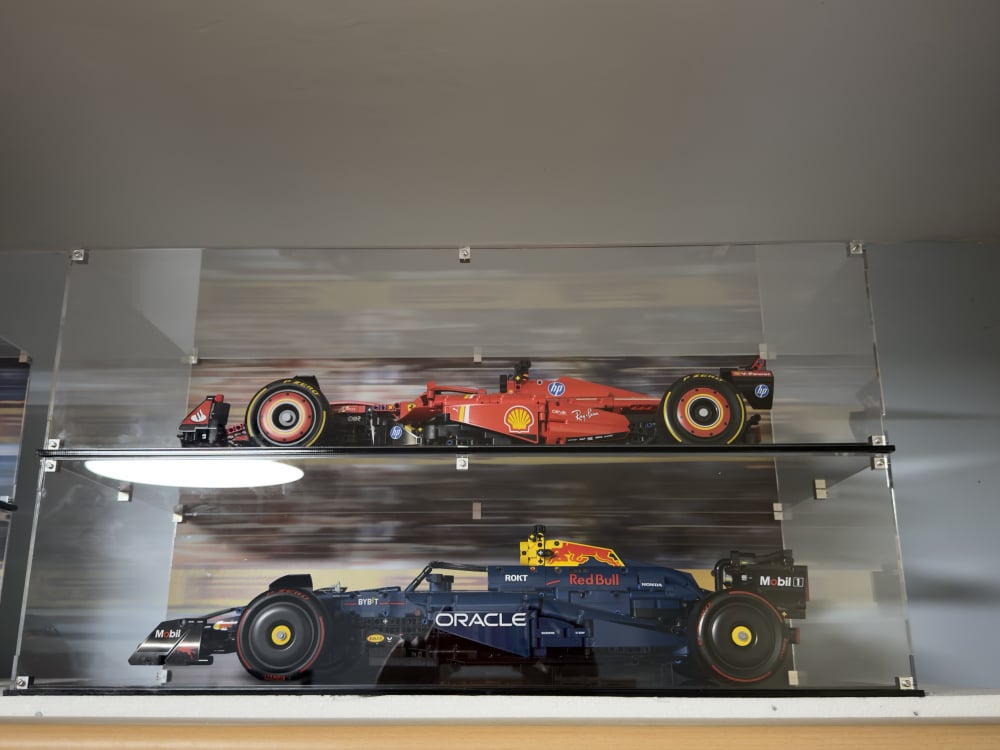 LEGO® McLaren F1 Team MCL39 (42228) Display Case