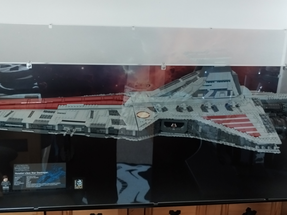 LEGO® Venator-Class Republic Attack Cruiser (75367) Display Case