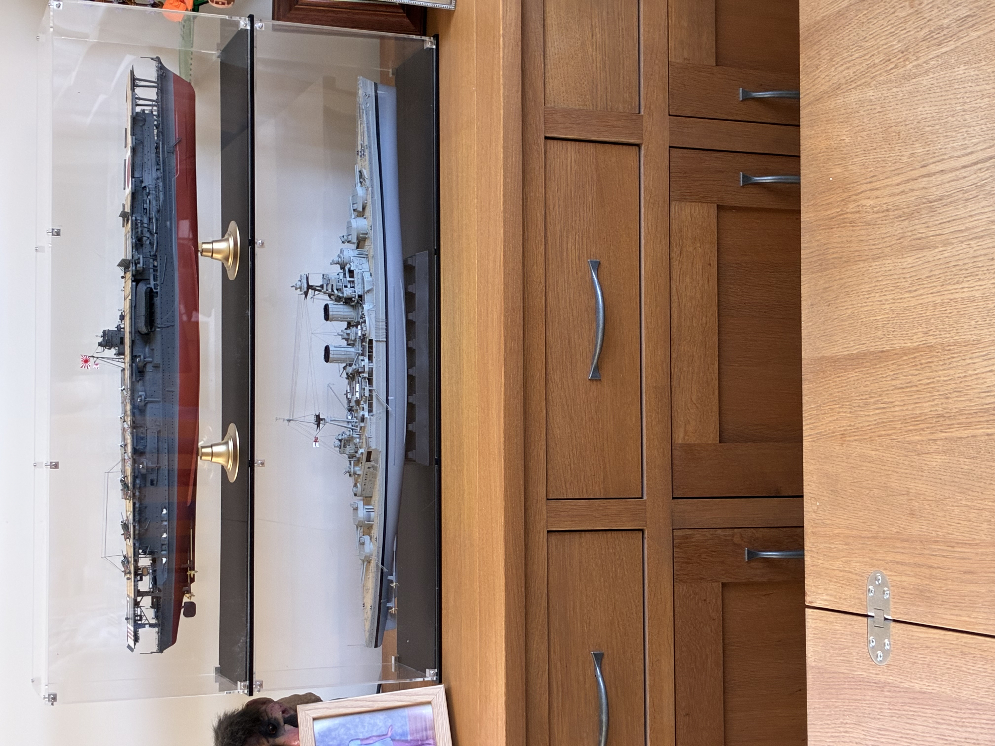 1:350 Model Ship Display Case