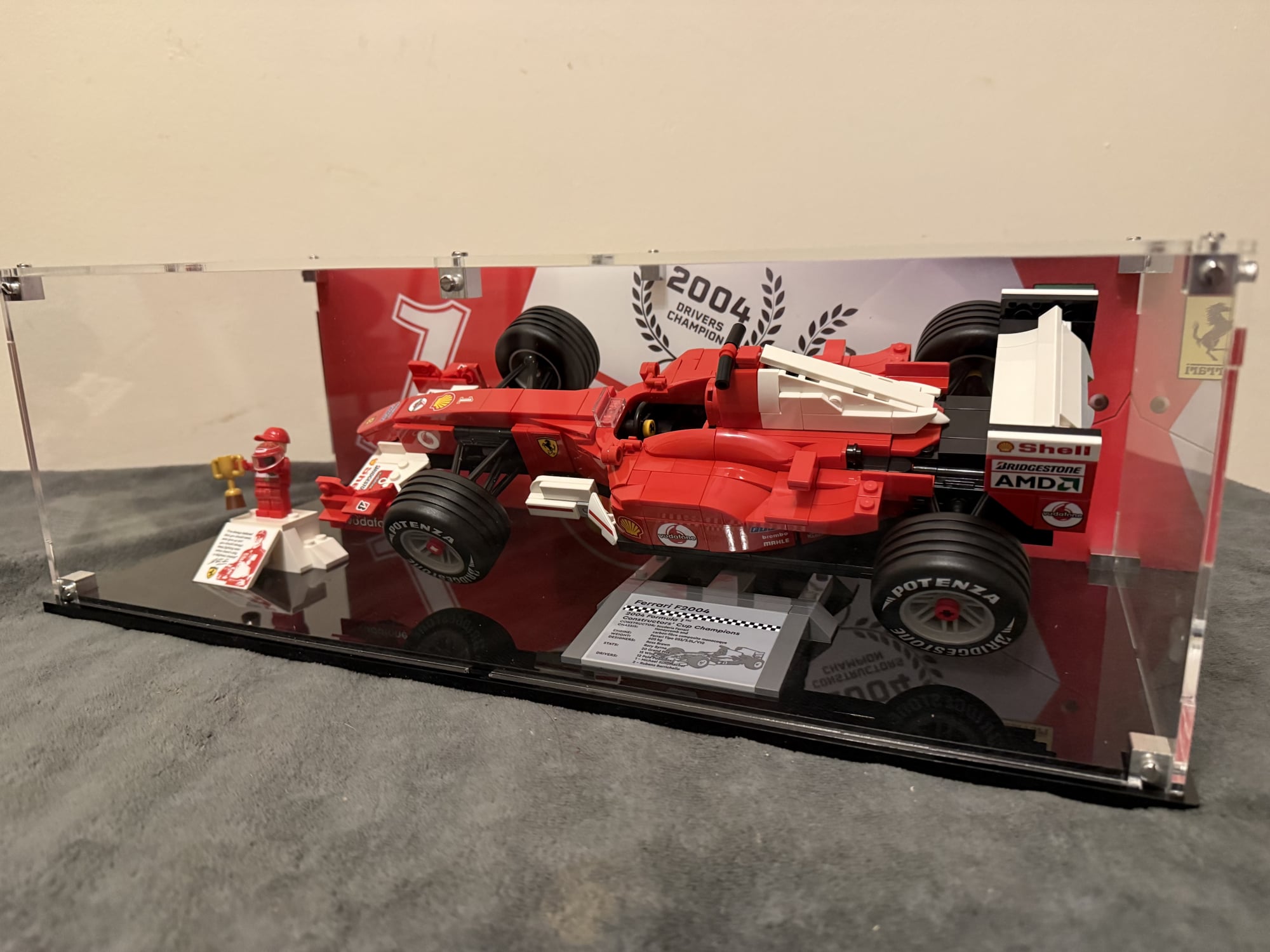 LEGO® Ferrari F2004 & Michael Schumacher (11375) Display Case