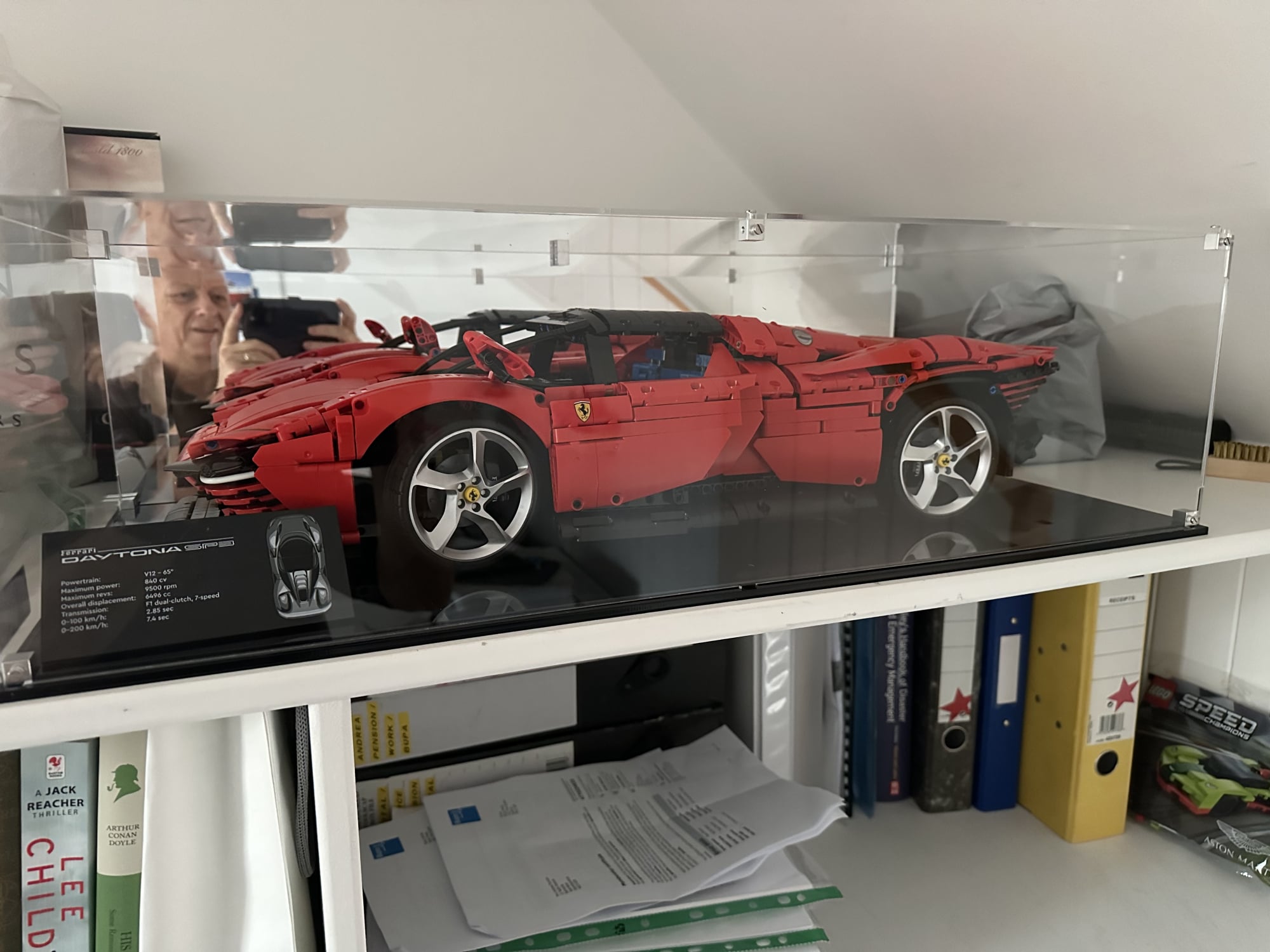 LEGO® Technic Ferrari Daytona SP3 Display Case (42143)