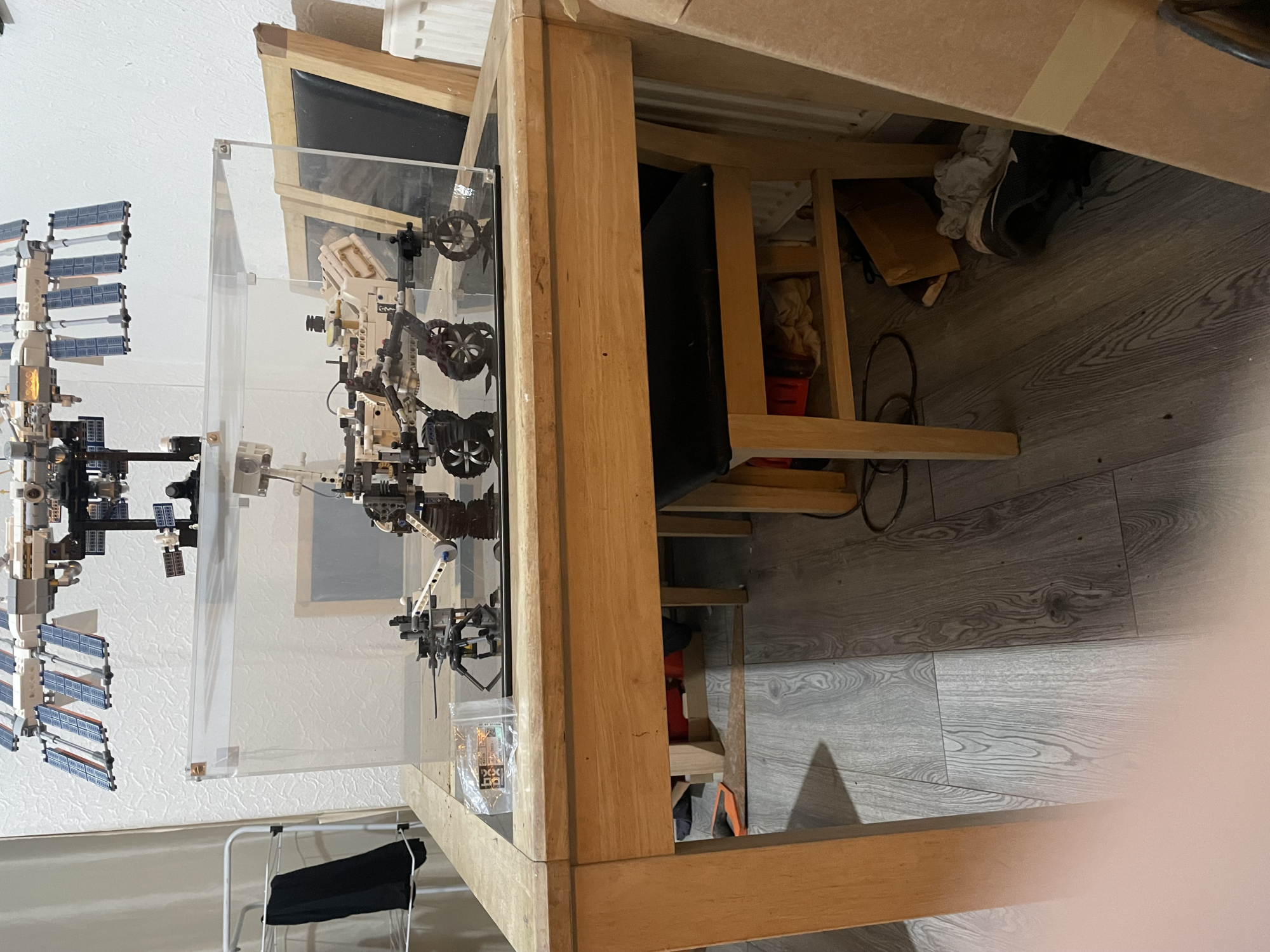 LEGO® NASA Mars Rover Perseverance (42158) Display Case