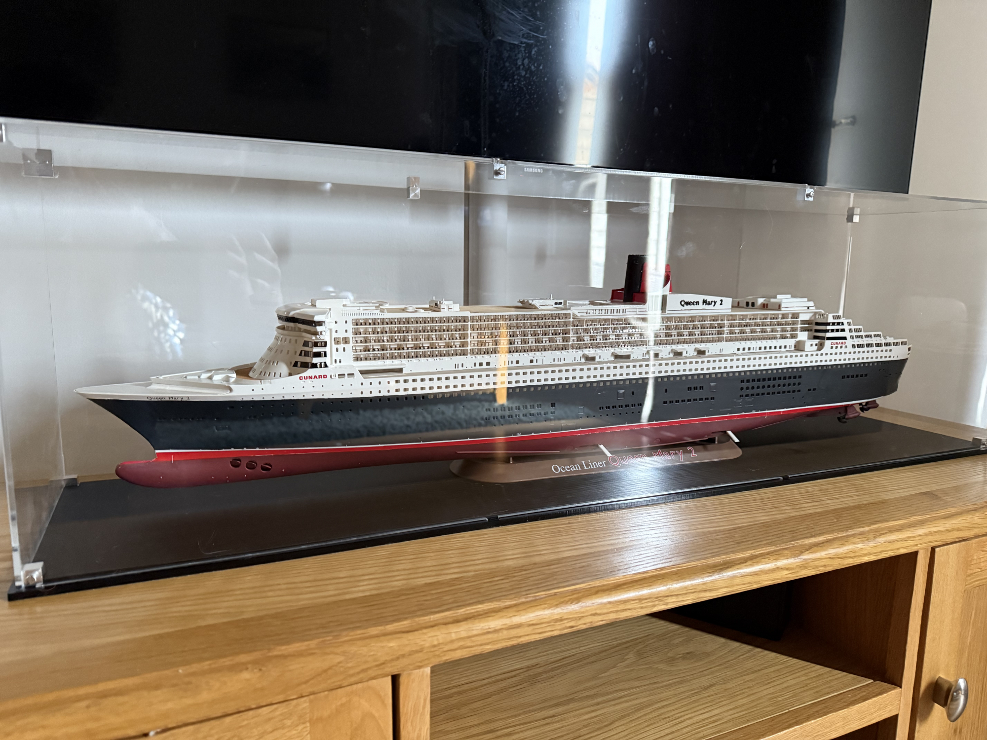 Custom Display Case - Matt Black Base